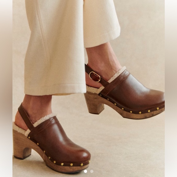 Sezane | Shoes | Szane Taylor Clogs Leather With Shearling Lining ...